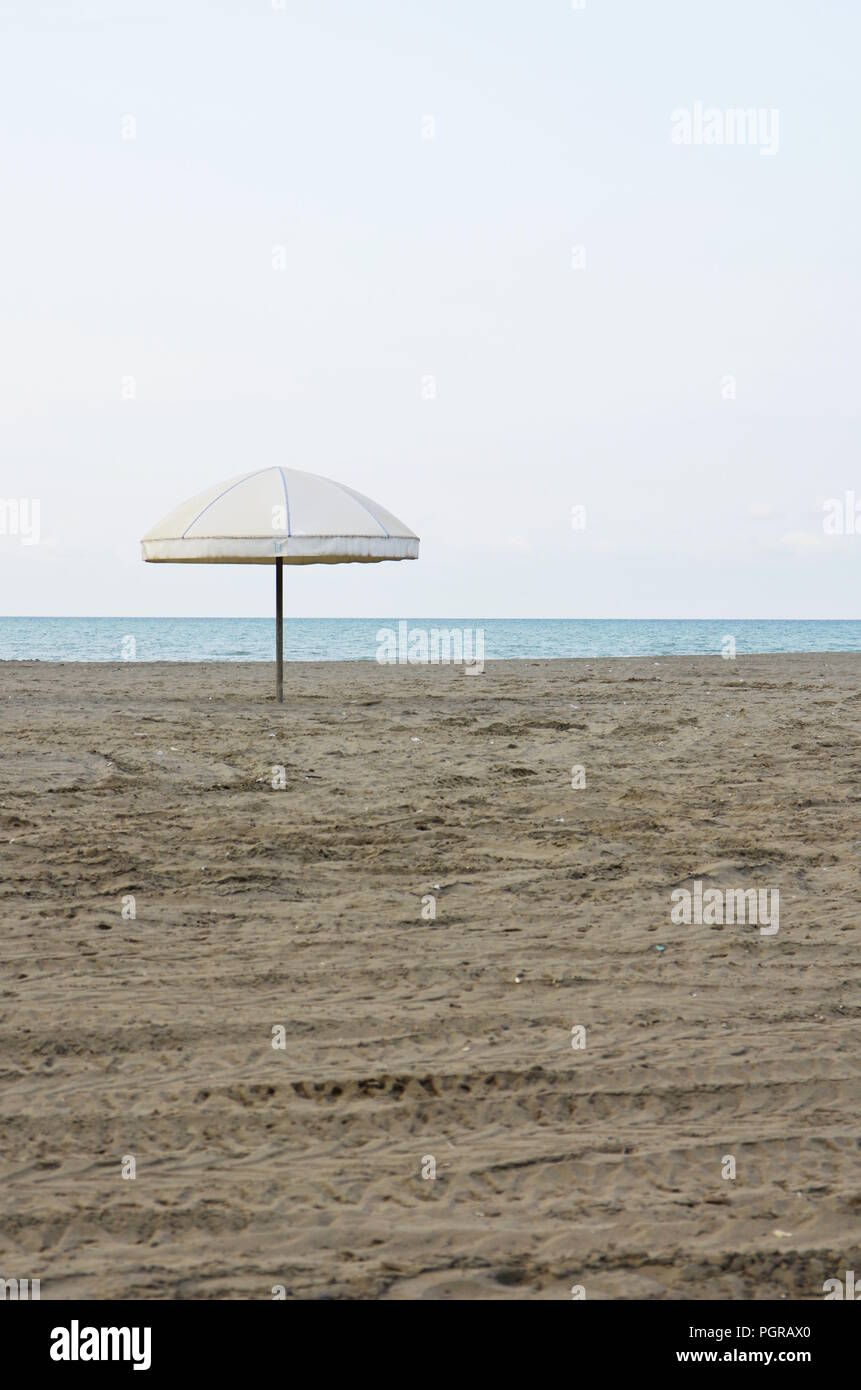 Iranische frauen am strand -Fotos und -Bildmaterial in hoher Auflösung ...