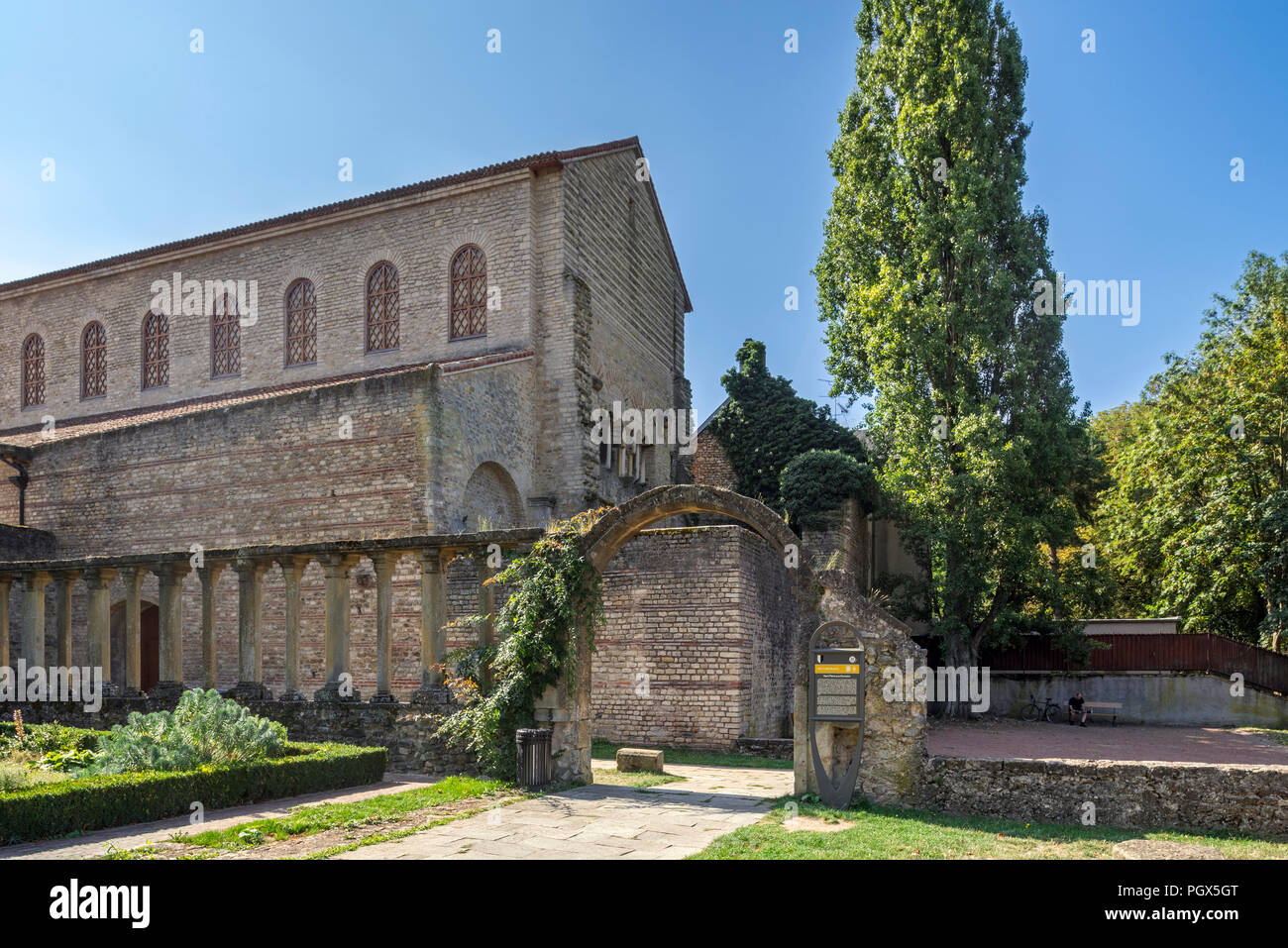 Benediktinische klosterkirche -Fotos und -Bildmaterial in hoher Auflösung – Alamy