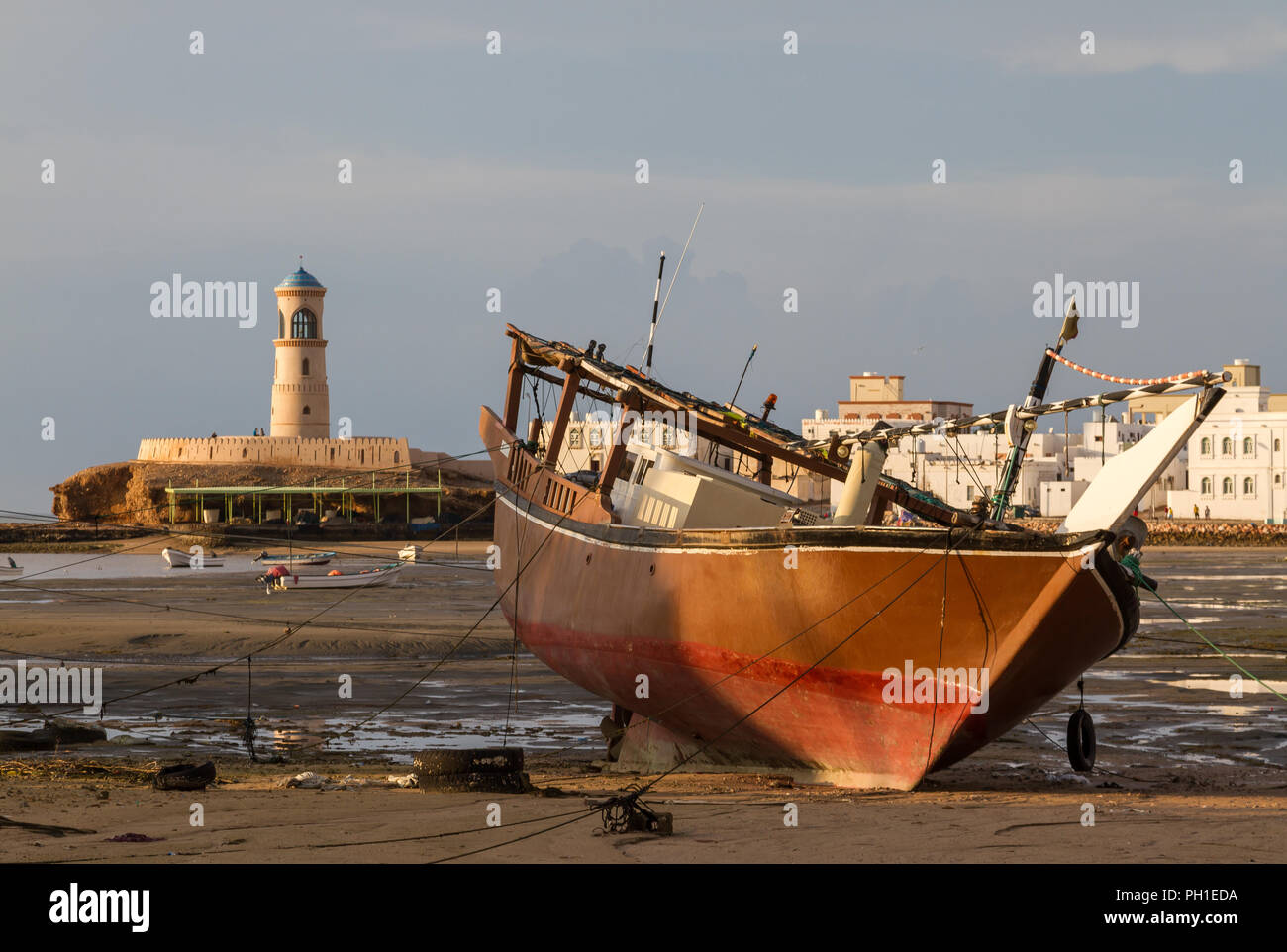 Oman dhow -Fotos und -Bildmaterial in hoher Auflösung – Alamy