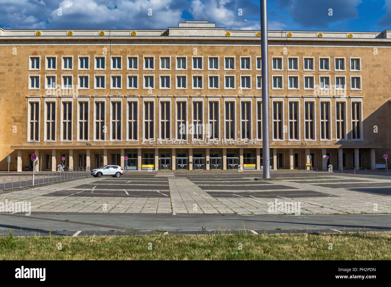 Berlin germany 1941 -Fotos und -Bildmaterial in hoher Auflösung – Alamy
