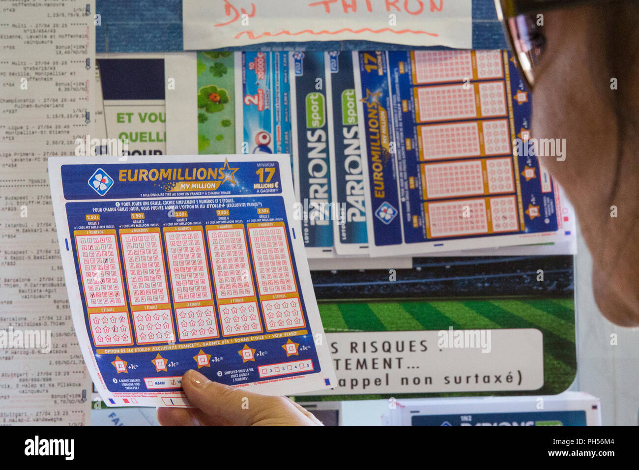 Ticket fdj -Fotos und -Bildmaterial in hoher Auflösung – Alamy