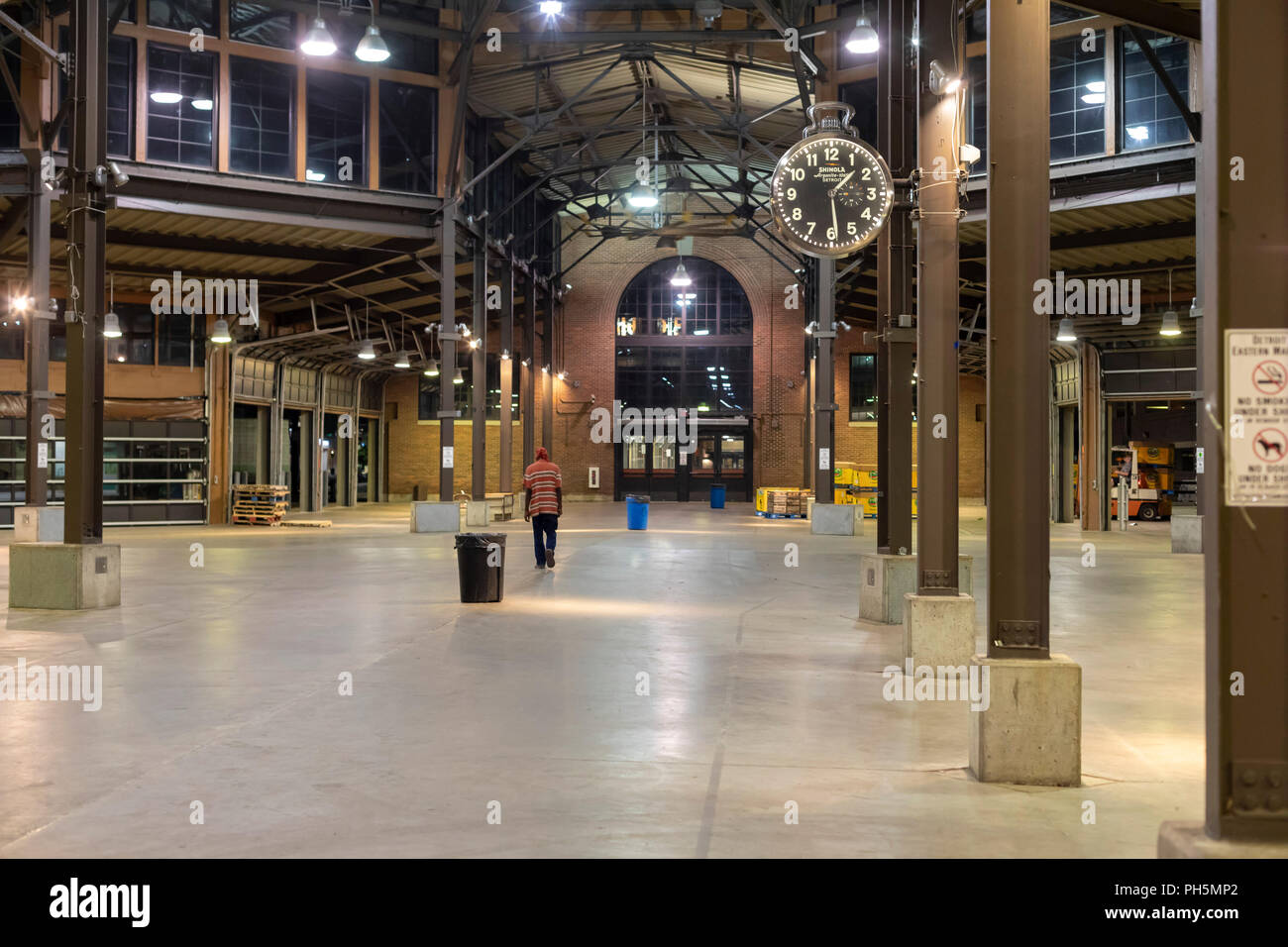 Markt leer -Fotos und -Bildmaterial in hoher Auflösung – Alamy