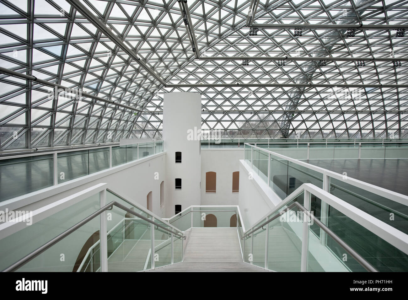 K 21 Museum Stockfotos und -bilder Kaufen - Alamy