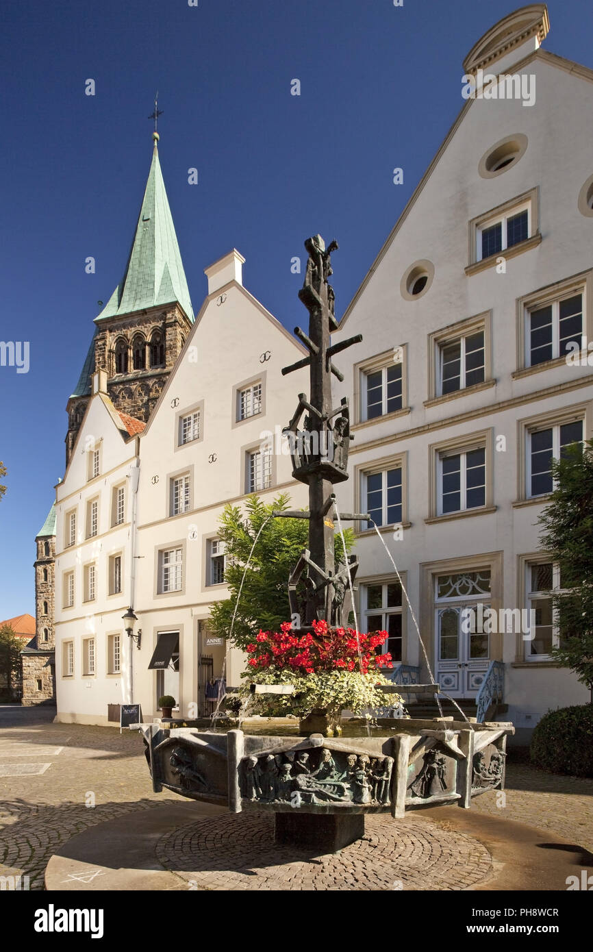 Marktplatz, St. Laurentius Kirche, Warendorf Stockfotografie - Alamy