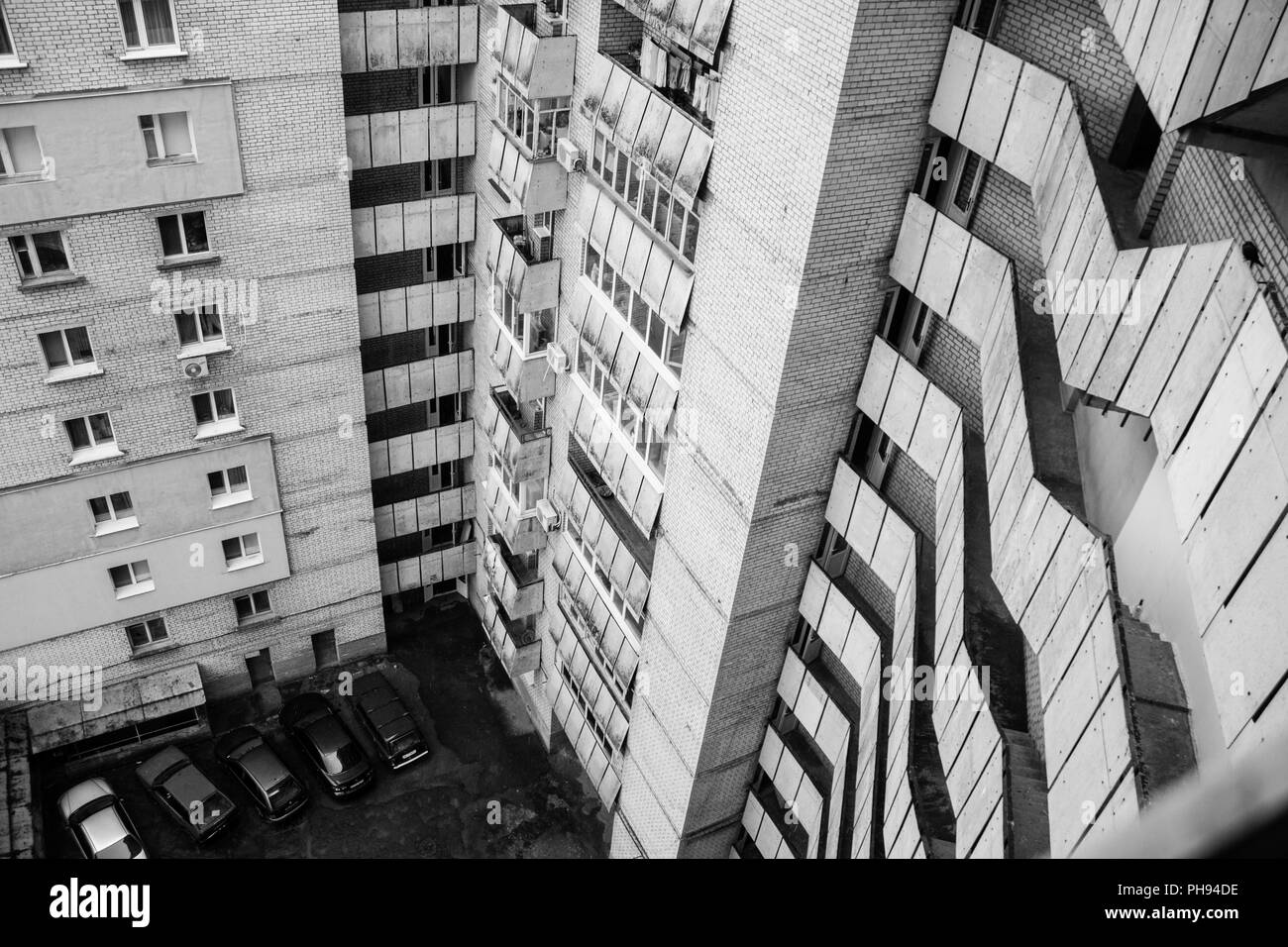 Circular window wall architecture -Fotos und -Bildmaterial in hoher ...