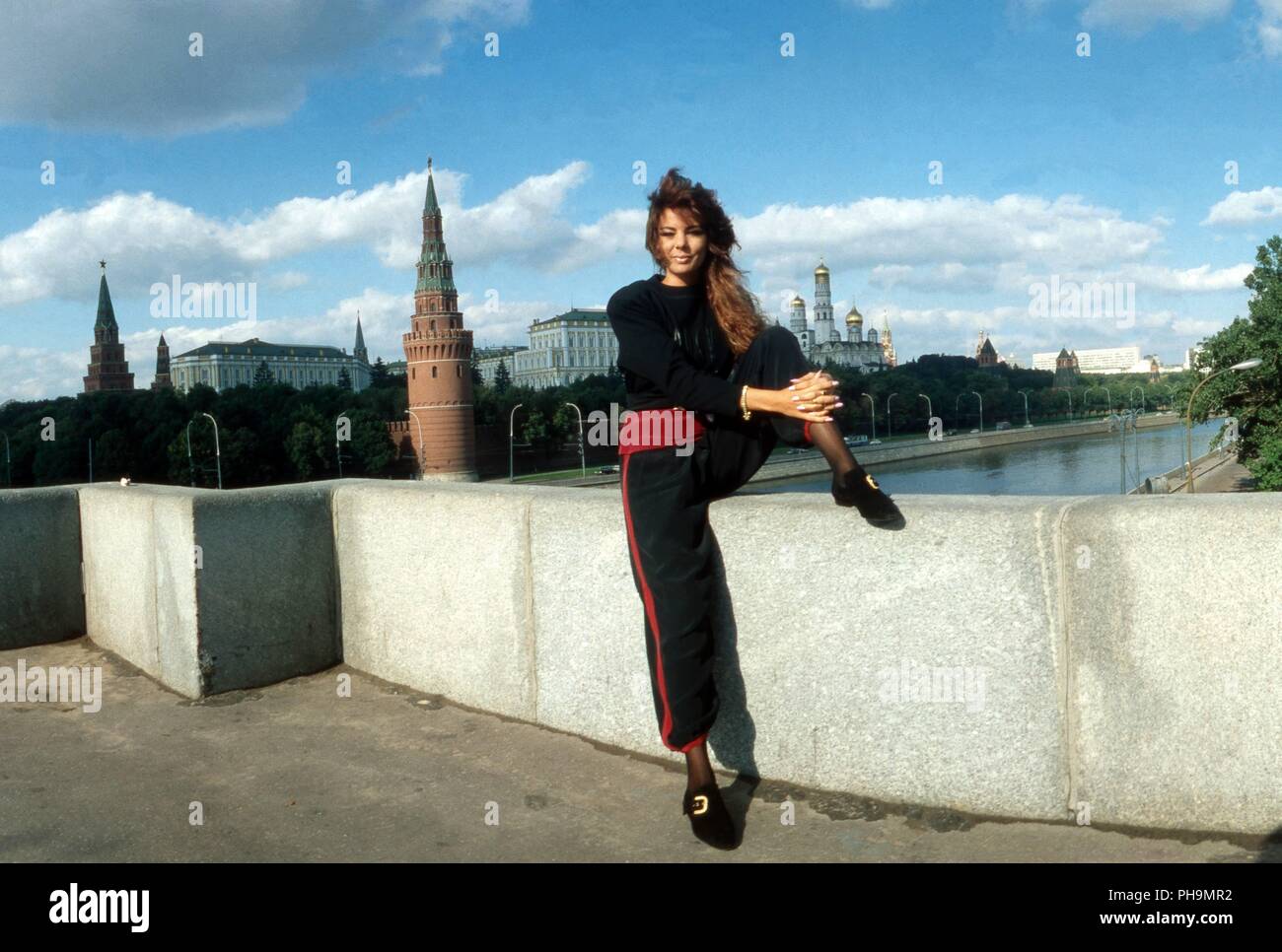 Deutsche sängerin sandra -Fotos und -Bildmaterial in hoher Auflösung ...