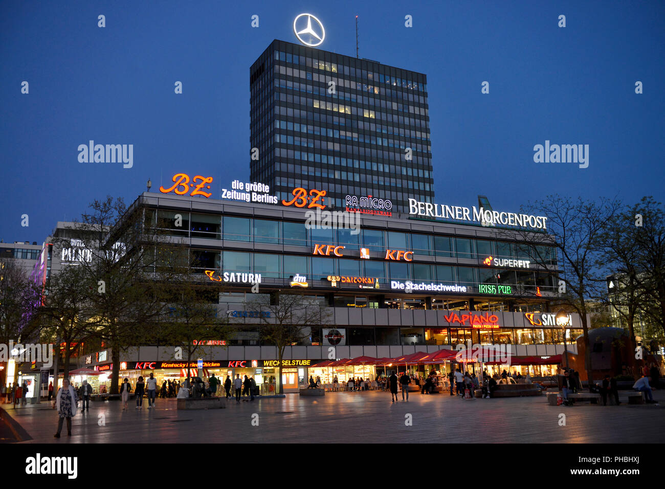 Berlin europacenter breitscheidplatz -Fotos und -Bildmaterial in hoher ...