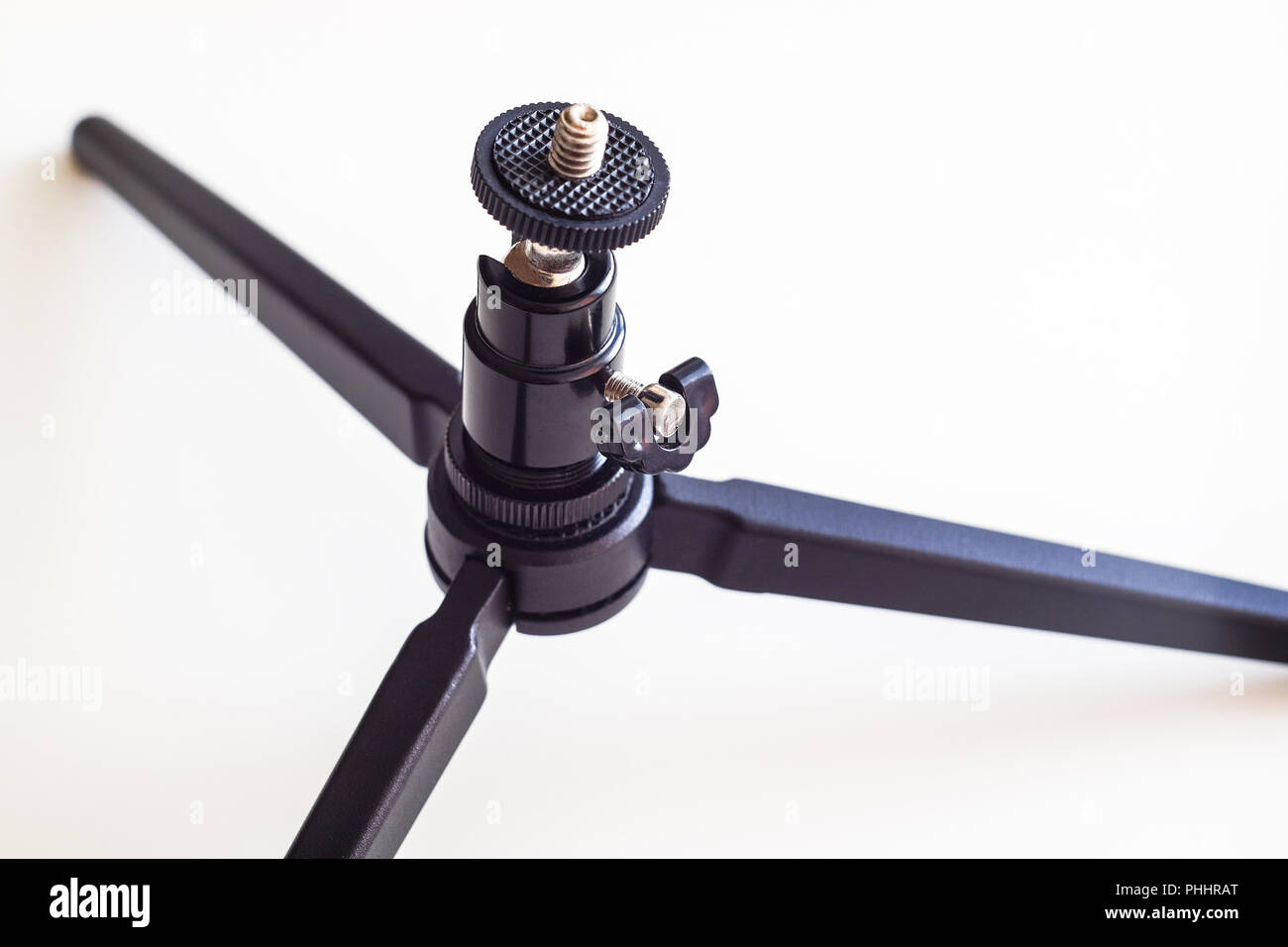 Tripod mount -Fotos und -Bildmaterial in hoher Auflösung – Alamy