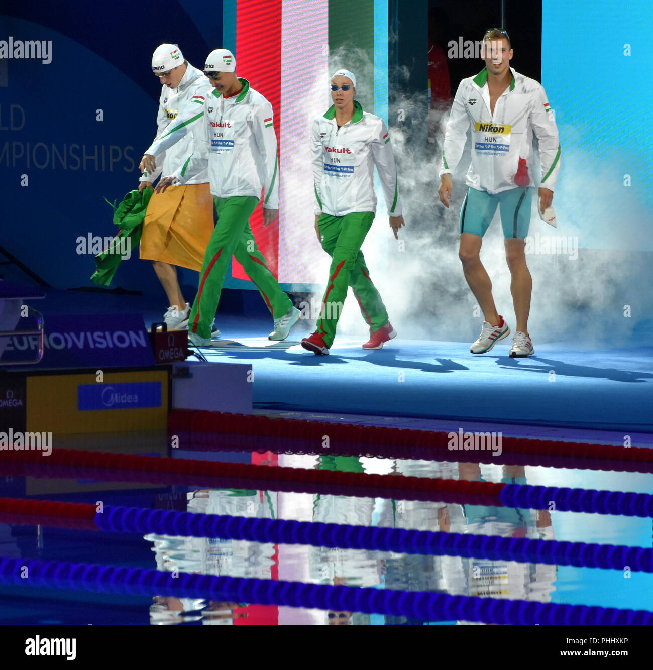 Finale mixed 4x100m freistil -Fotos und -Bildmaterial in hoher Auflösung – Alamy