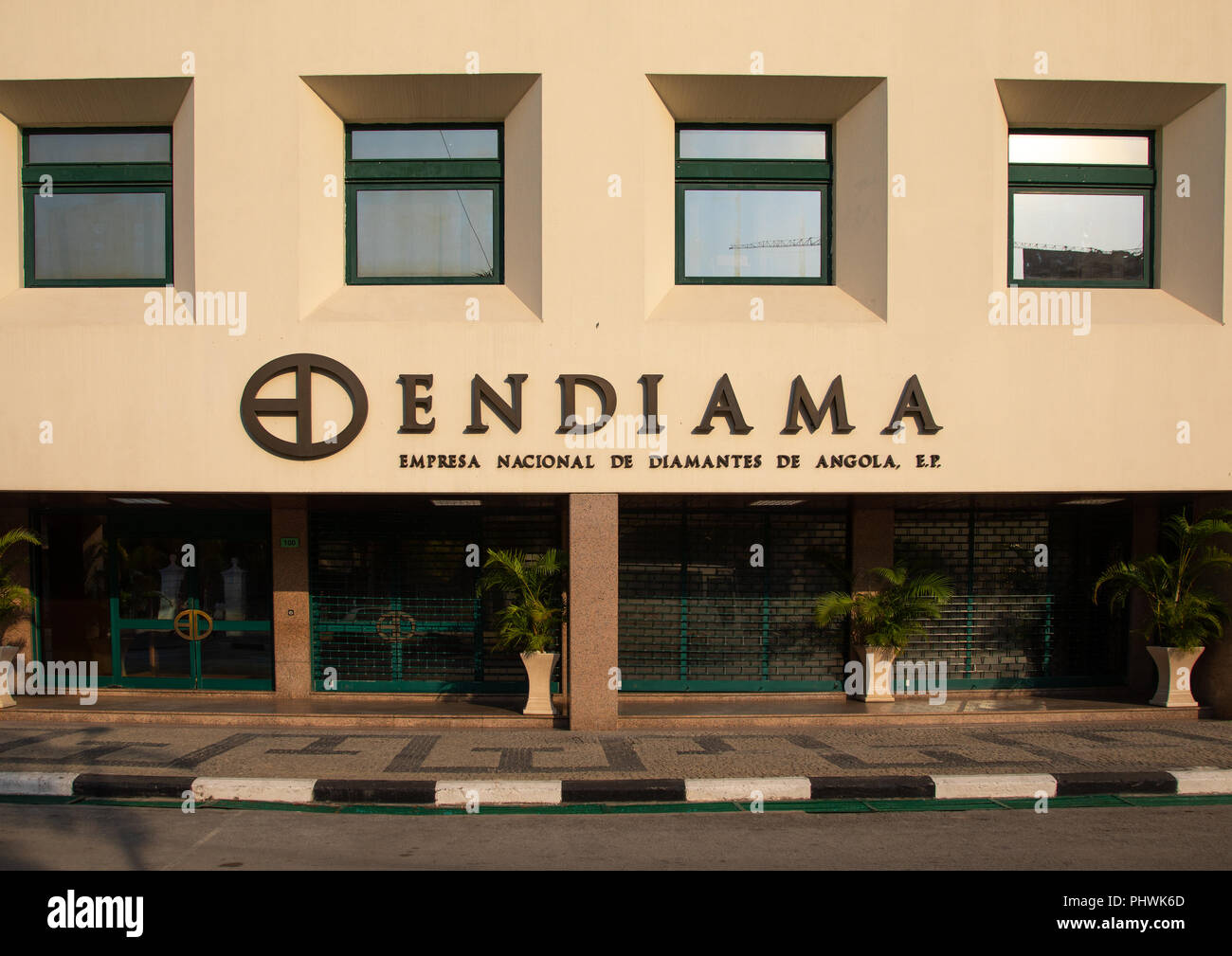 Endiama National Mining Company office, Provinz Luanda, Luanda, Angola ...