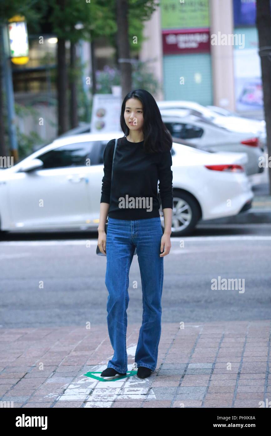 Yoo yeon seok -Fotos und -Bildmaterial in hoher Auflösung – Alamy