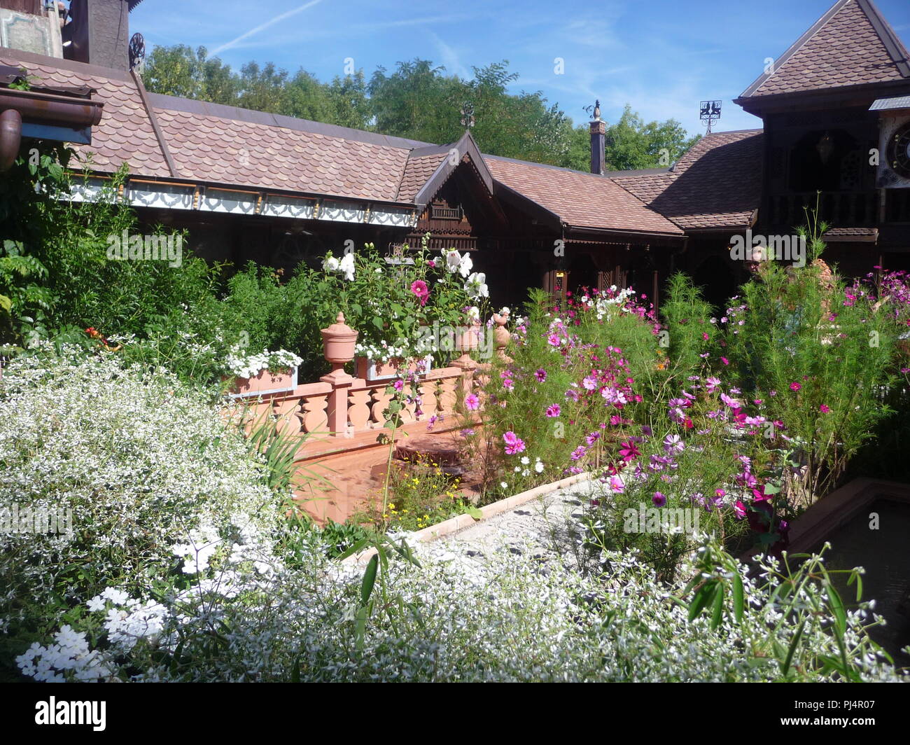 Massive de fleurs -Fotos und -Bildmaterial in hoher Auflösung – Alamy