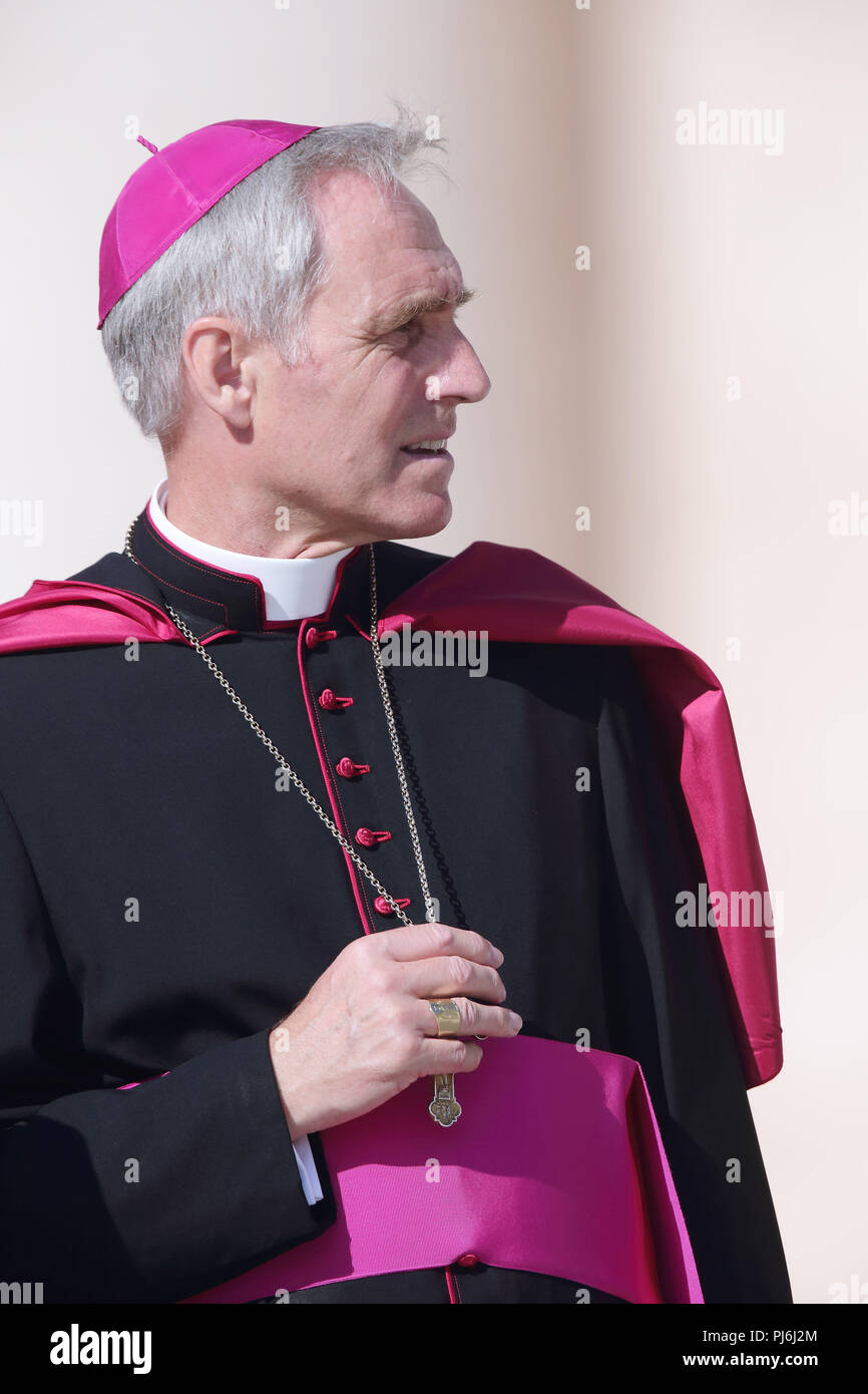 Wunderbar Georg Ganswein Fruher Fotos