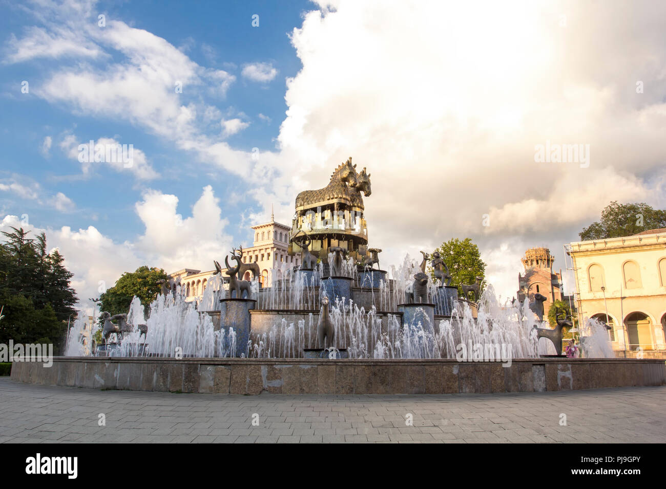 Kolchis Brunnen, Agmashenebeli Square, Kutaisi, Georgien ...