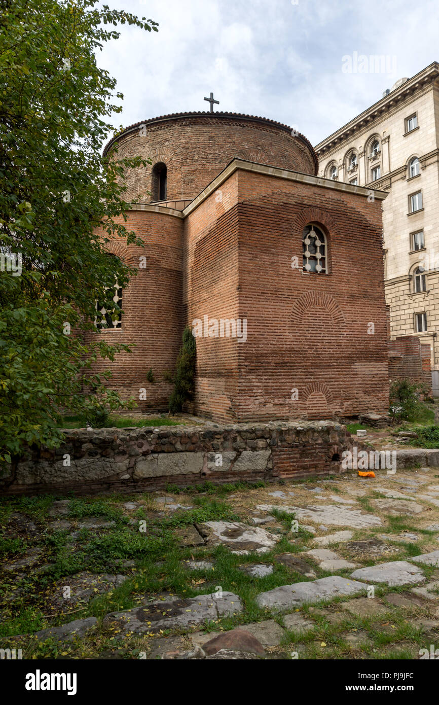 Rotunda sofia bulgaria -Fotos und -Bildmaterial in hoher Auflösung ...