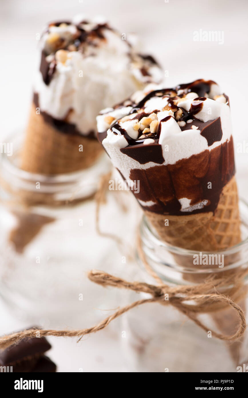 Cornetto Schokolade Stockfotos und -bilder Kaufen - Alamy