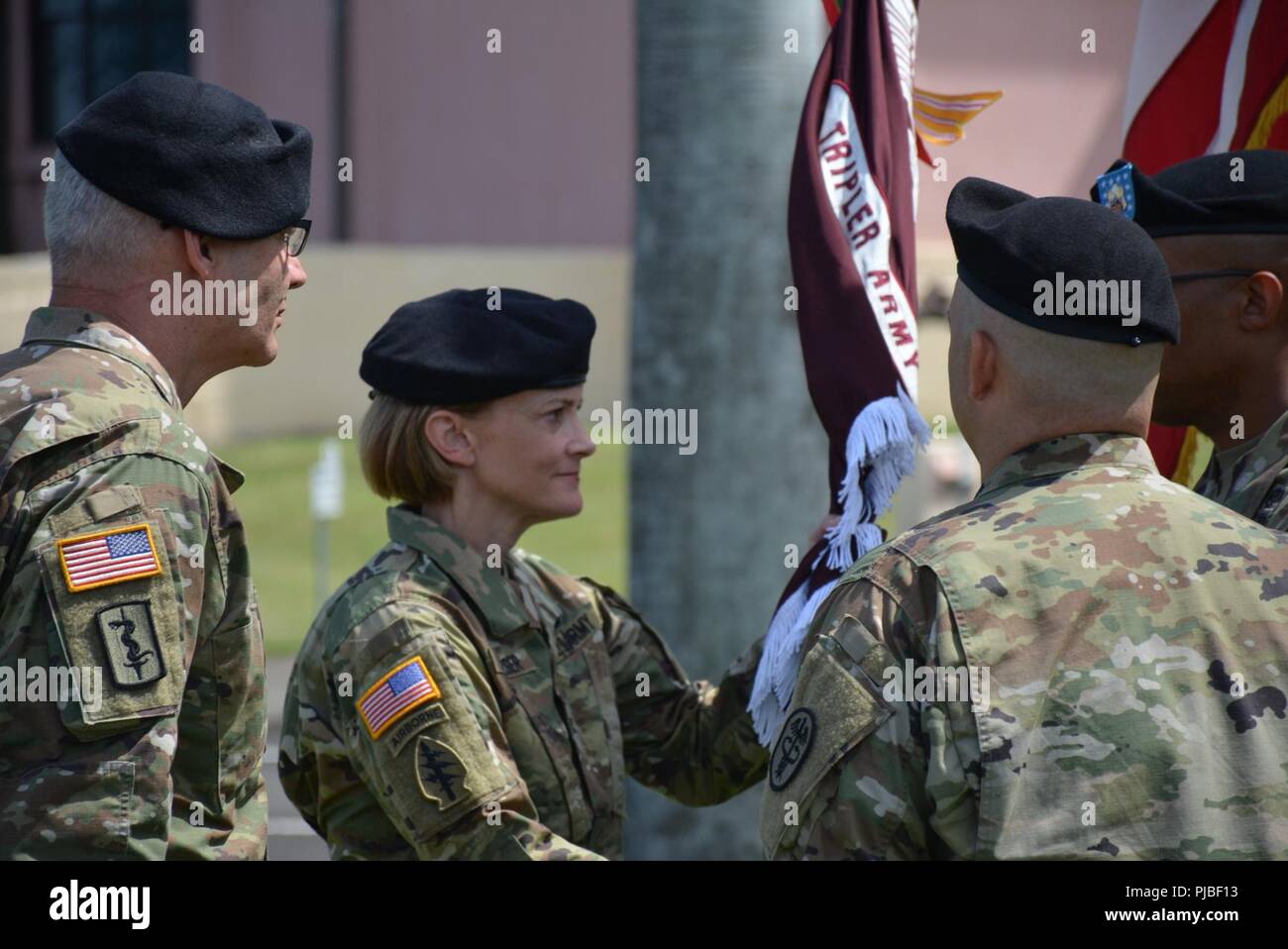 Brig gen dennis p lemaster -Fotos und -Bildmaterial in hoher Auflösung ...