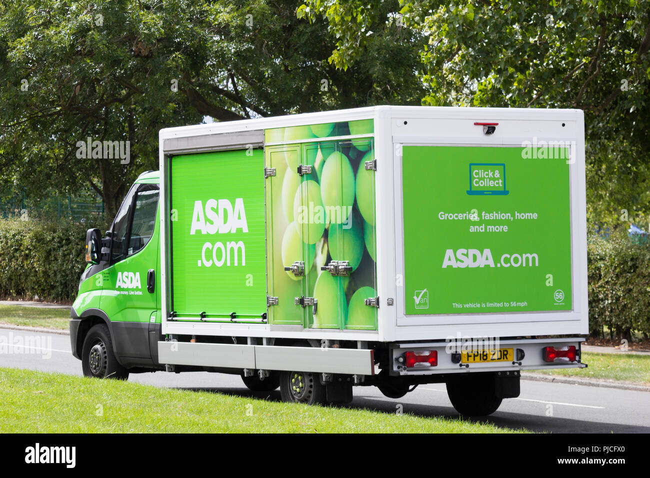 Asda home delivery -Fotos und -Bildmaterial in hoher Auflösung – Alamy