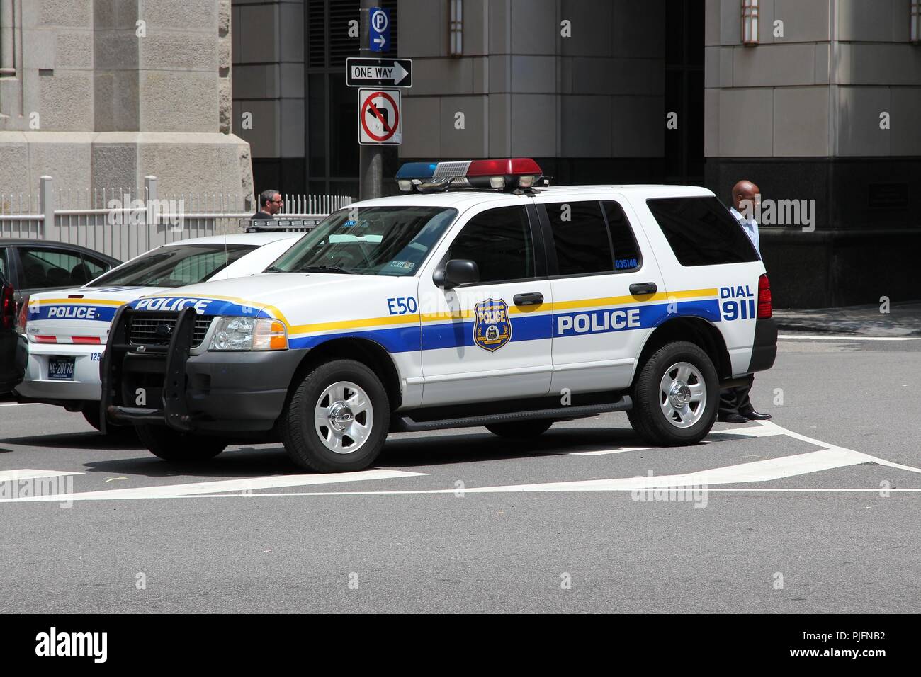 Ford explorer polizei -Fotos und -Bildmaterial in hoher Auflösung – Alamy