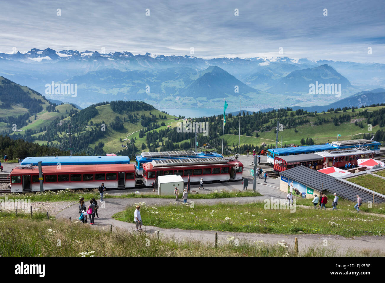 Vitznau Rigi Bahn Stockfotos & Vitznau Rigi Bahn Bilder - Alamy