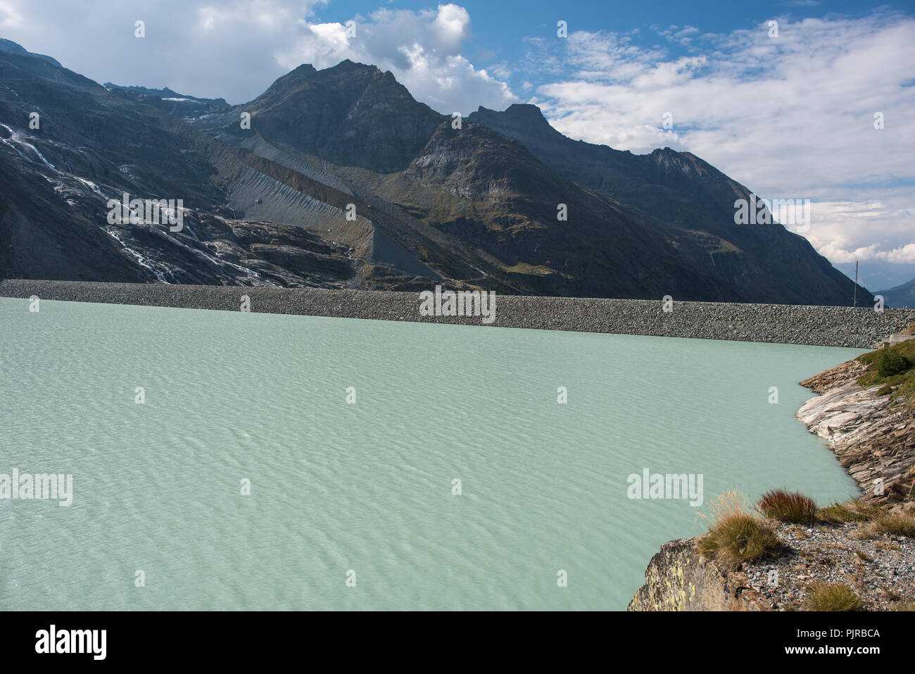 Mattmark see -Fotos und -Bildmaterial in hoher Auflösung – Alamy