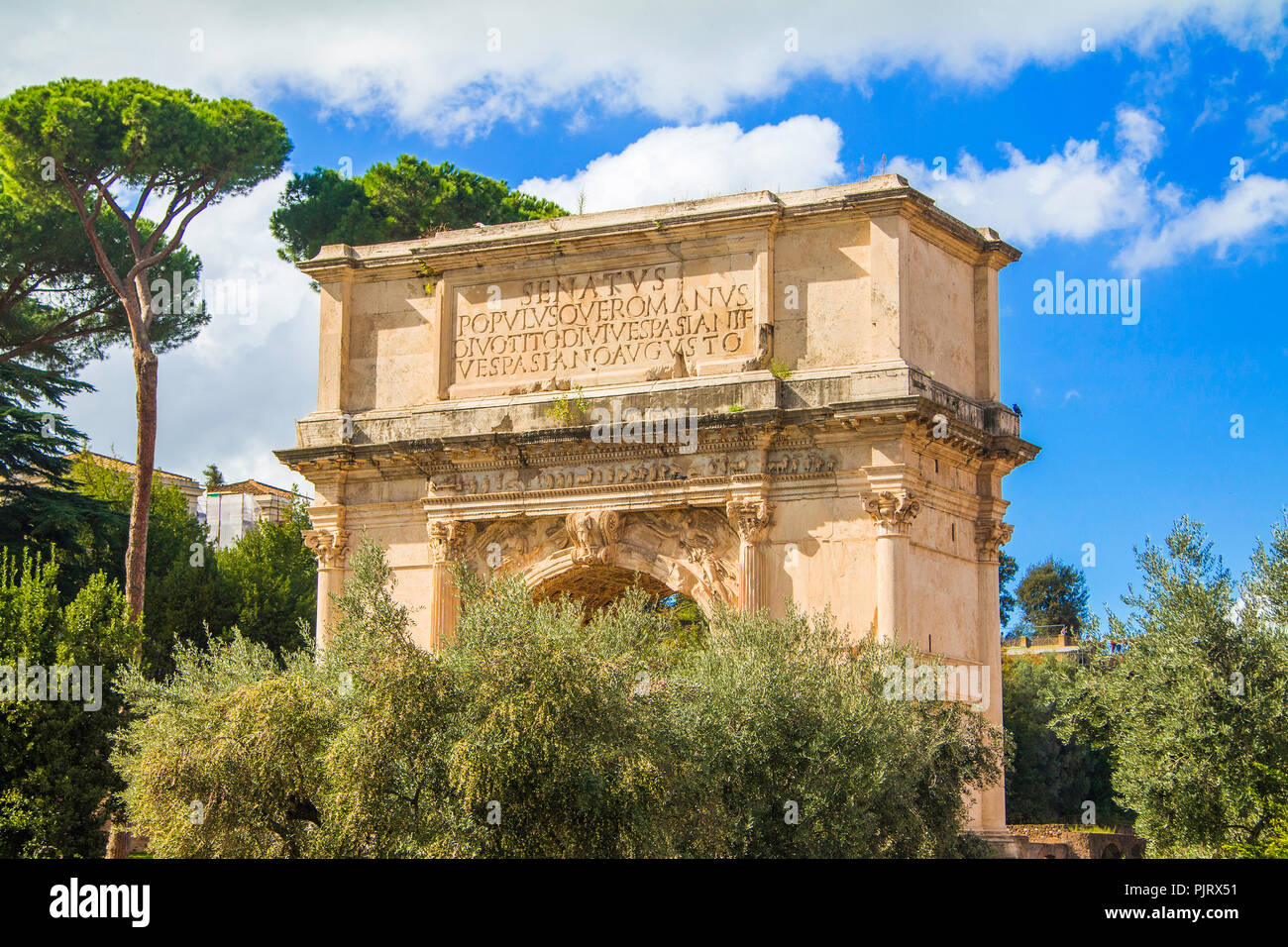 Titus triumph arch -Fotos und -Bildmaterial in hoher Auflösung – Alamy