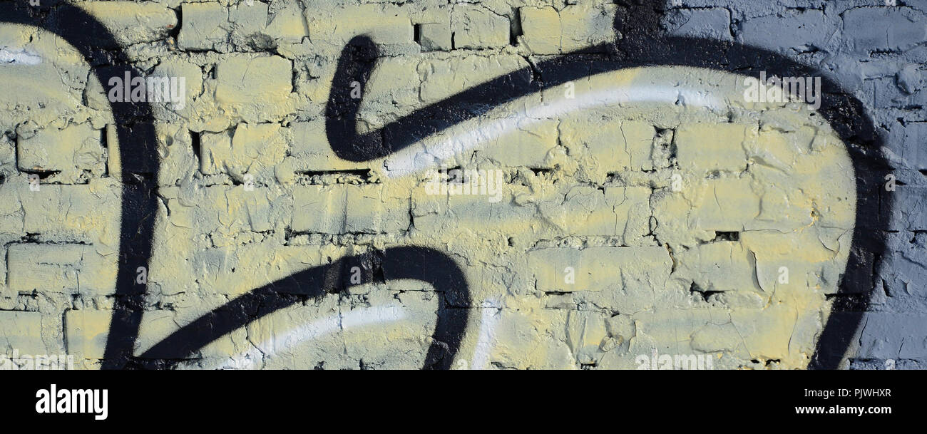 Die alte Mauer, in Farbe graffiti Zeichnung rot aerosol Farben gemalt ...