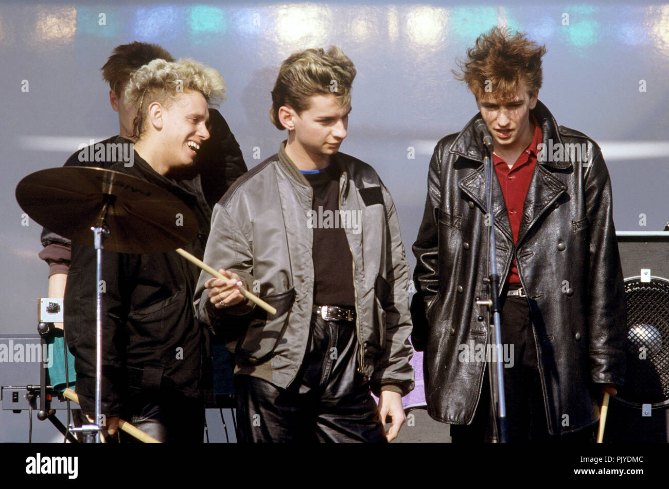 Depeche mode 1984 -Fotos und -Bildmaterial in hoher Auflösung – Alamy