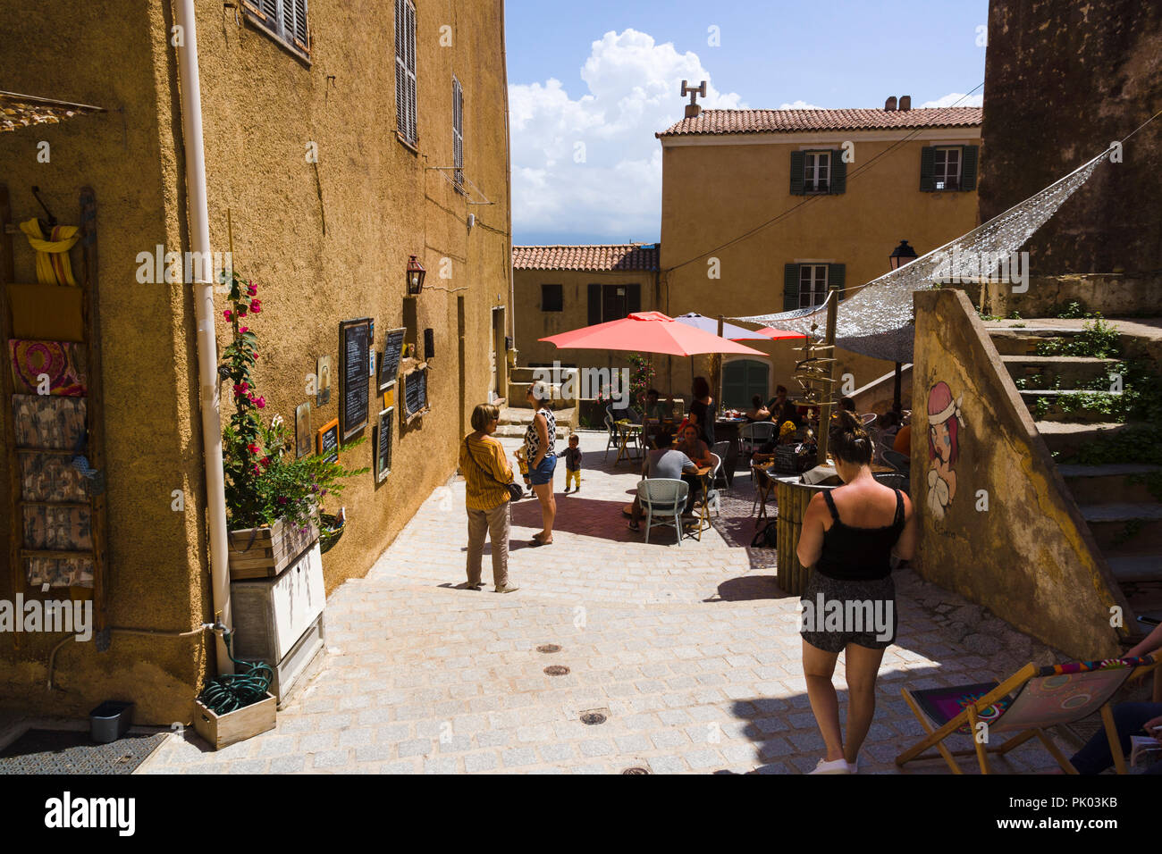 Calvi corsica restaurant -Fotos und -Bildmaterial in hoher Auflösung ...