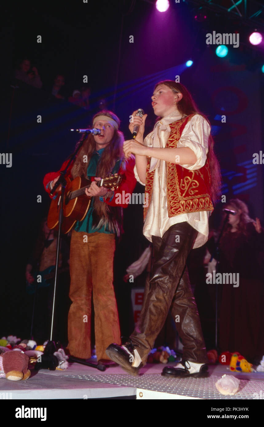 The kelly family 1994 -Fotos und -Bildmaterial in hoher Auflösung – Alamy