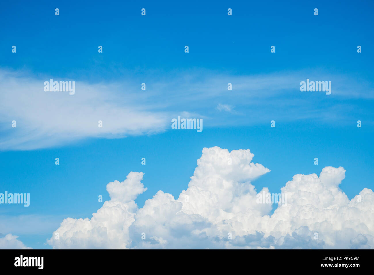 Cielo cielo nubes nube natural -Fotos und -Bildmaterial in hoher Auflösung – Alamy