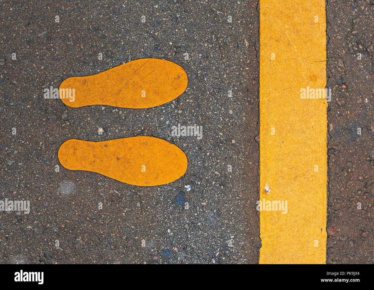 Japanisches stoppschild -Fotos und -Bildmaterial in hoher Auflösung – Alamy