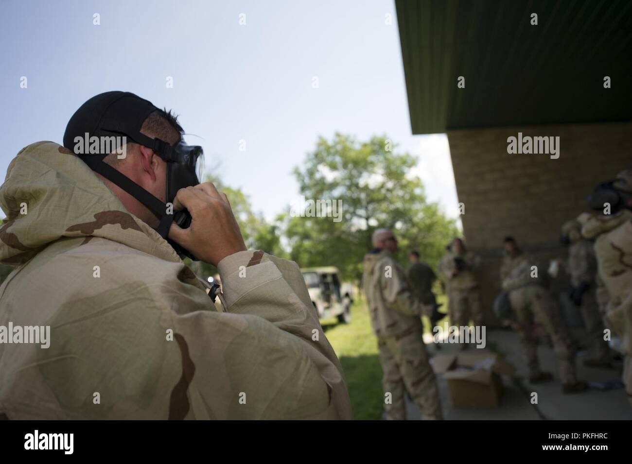 M50 joint service general purpose gas mask -Fotos und -Bildmaterial in ...