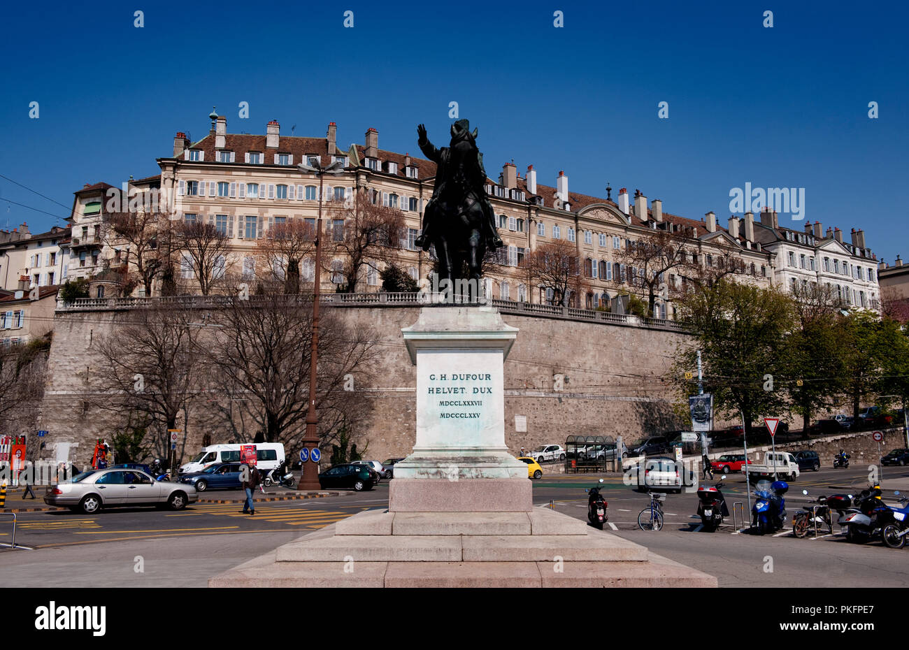 Place neuve -Fotos und -Bildmaterial in hoher Auflösung – Alamy