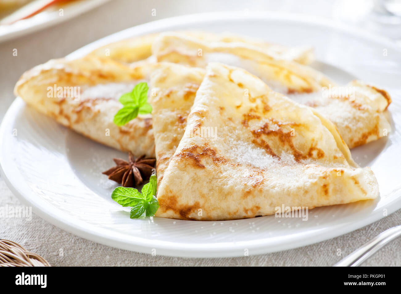 Französische crepes -Fotos und -Bildmaterial in hoher Auflösung – Alamy