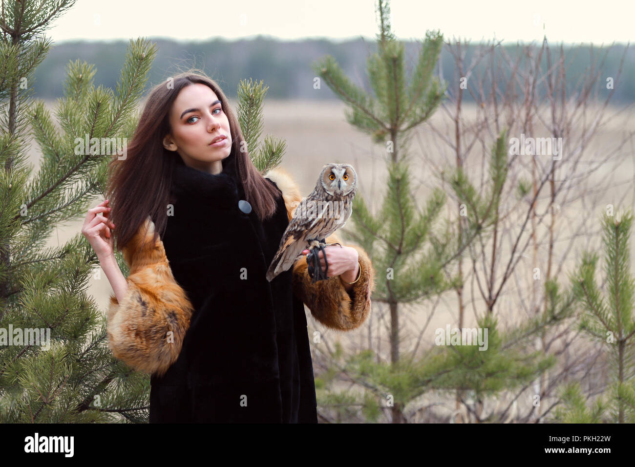 Bird Woman Fantasy Stockfotos und -bilder Kaufen - Alamy