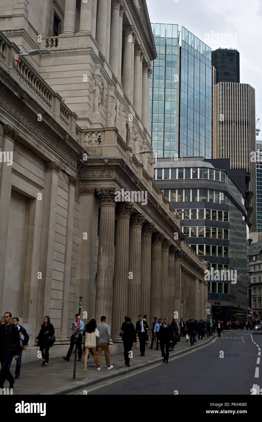 Londons threadneedle street -Fotos und -Bildmaterial in hoher Auflösung ...