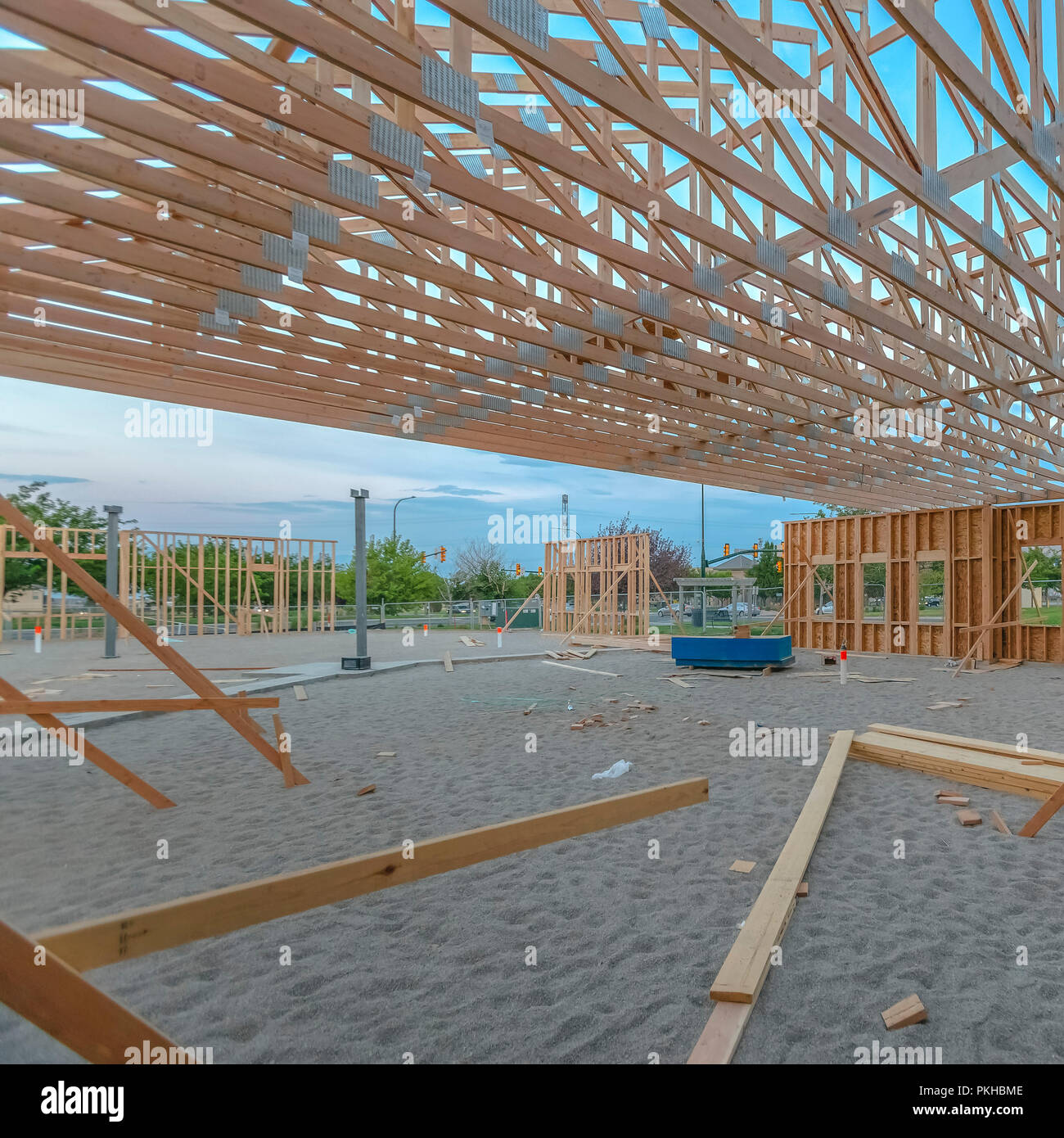 Dachbalken Aus Holz Stockfotos und -bilder Kaufen - Alamy