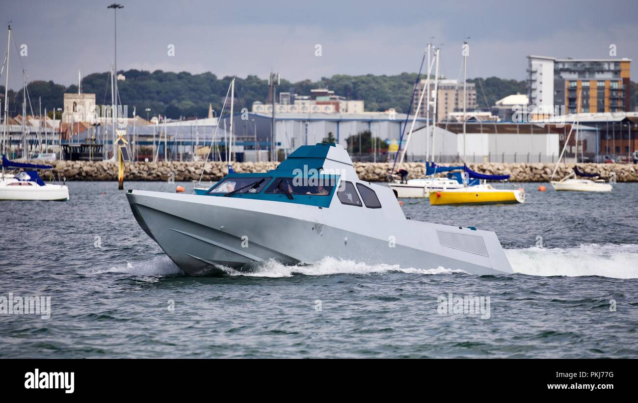 Stealth boat -Fotos und -Bildmaterial in hoher Auflösung – Alamy