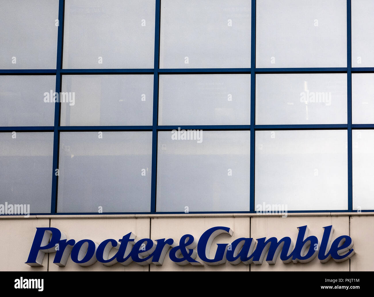 Procter gamble logo -Fotos und -Bildmaterial in hoher Auflösung – Alamy