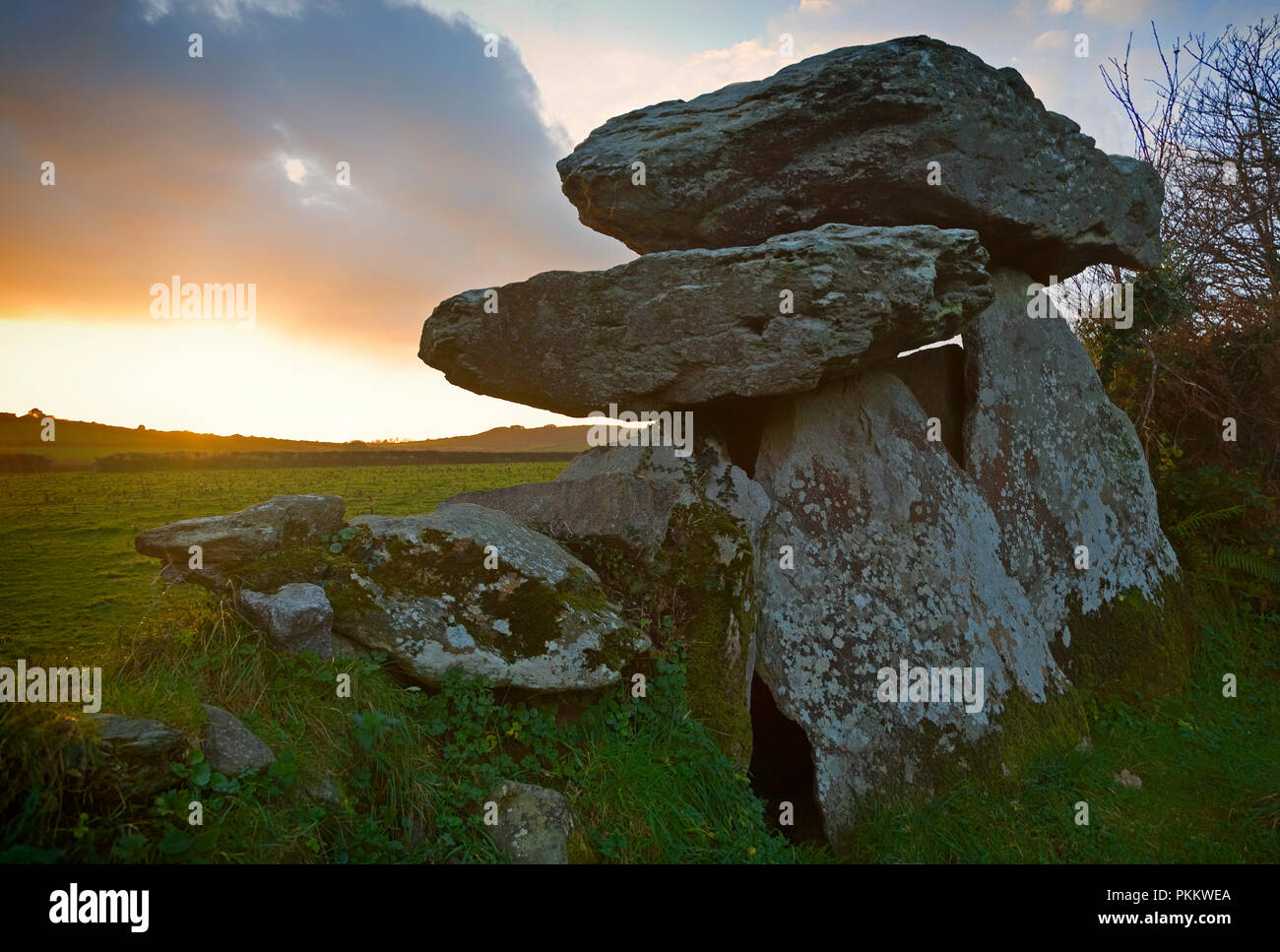 Megalithgrab Bei A Stockfotos und -bilder Kaufen - Alamy