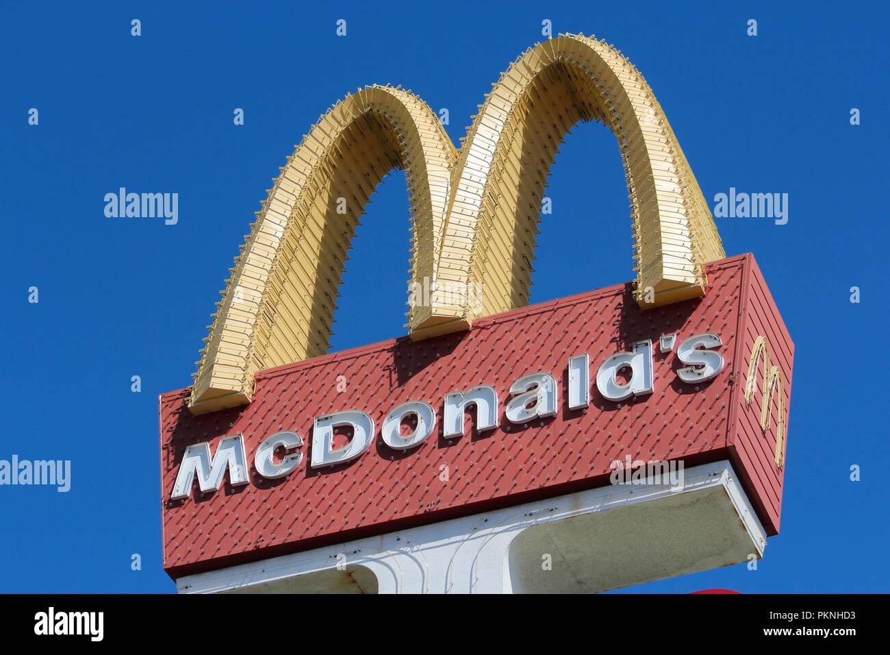 LAS VEGAS, USA - 14. APRIL 2014: McDonald's Sign in Las Vegas. McDonald ... LAS VEGAS, USA - 14. APRIL 2014: McDonald's Sign in Las Vegas. McDonald ...