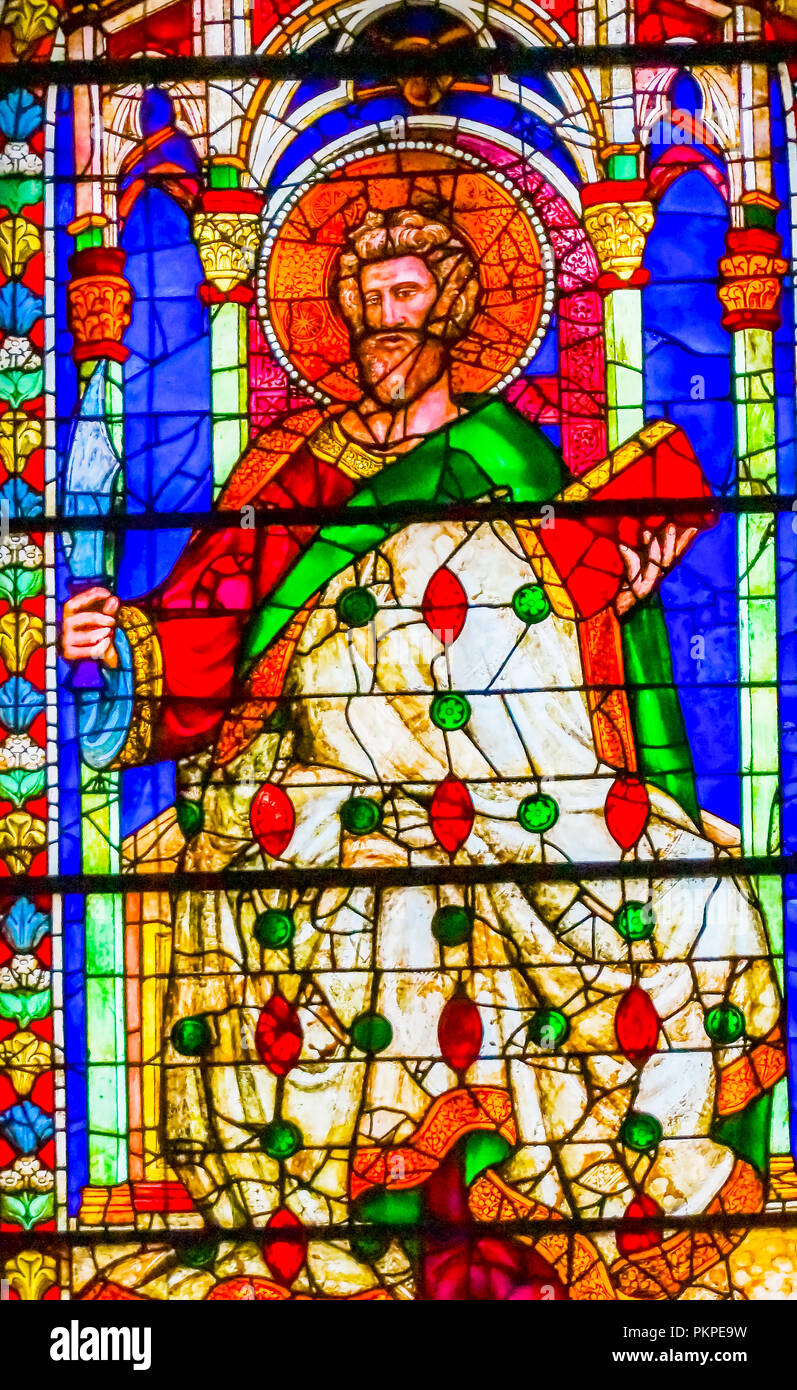 Basilica of saint bartholomew -Fotos und -Bildmaterial in hoher ...