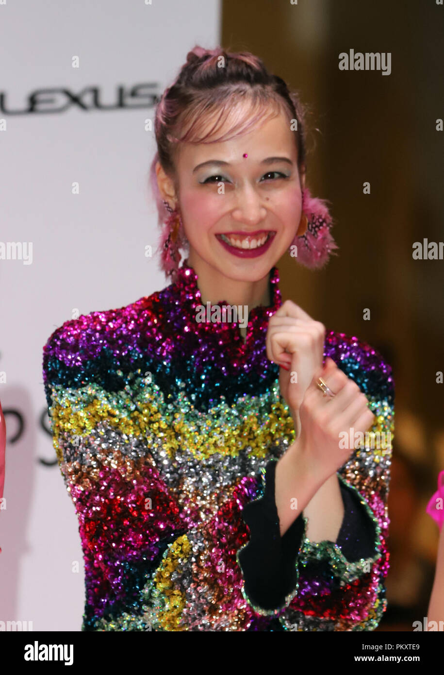 Yuka Mizuhara Stockfotos und -bilder Kaufen - Alamy