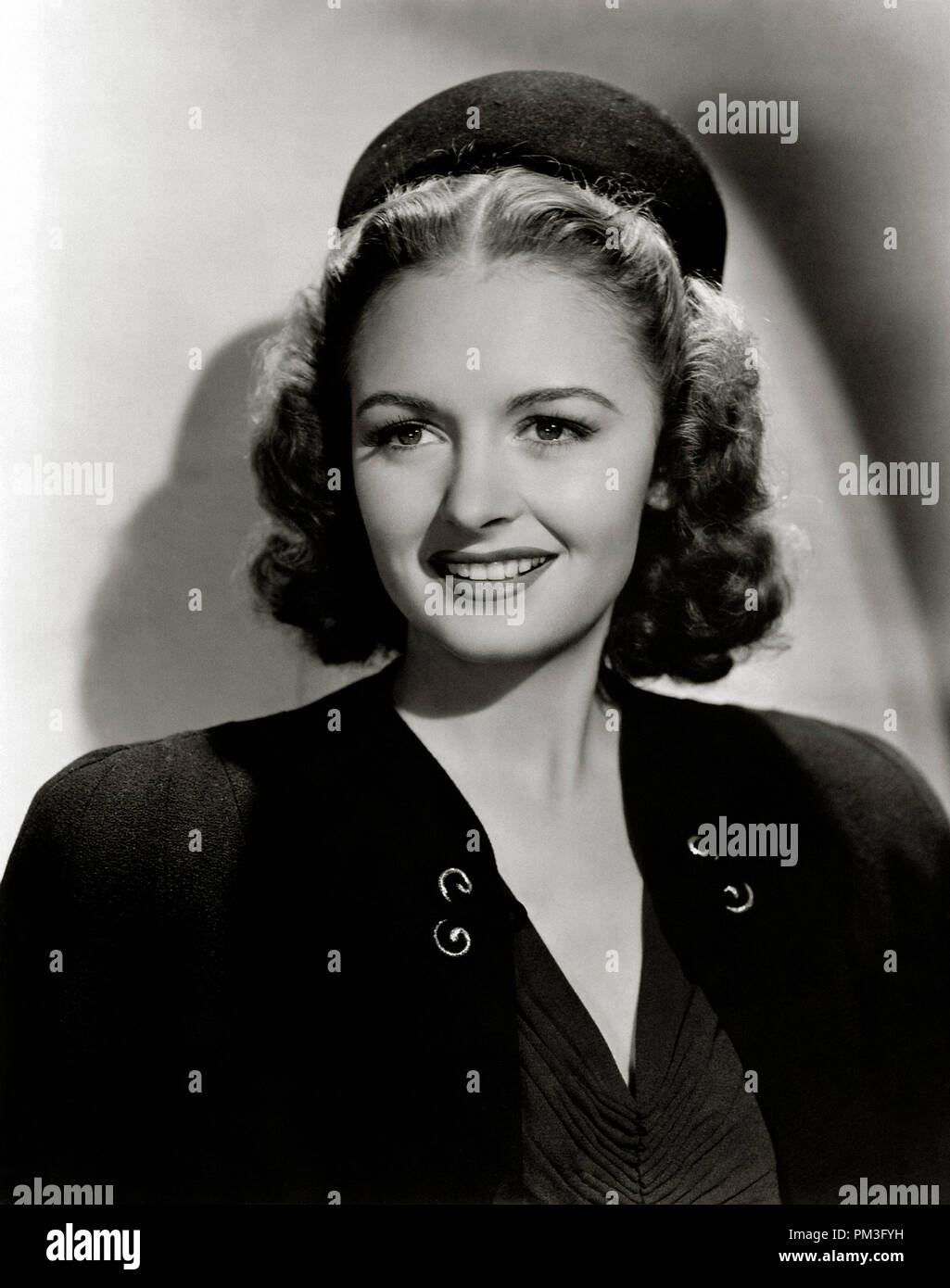 Donna reed 1942 -Fotos und -Bildmaterial in hoher Auflösung – Alamy