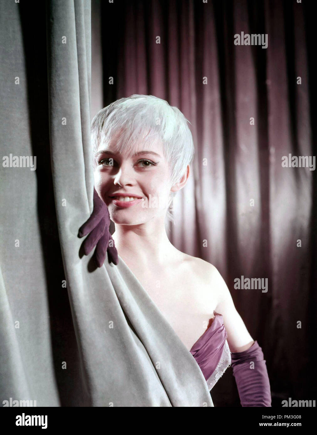 Brigitte Bardot 1956 Fotos Und Bildmaterial In Hoher Auflösung Alamy