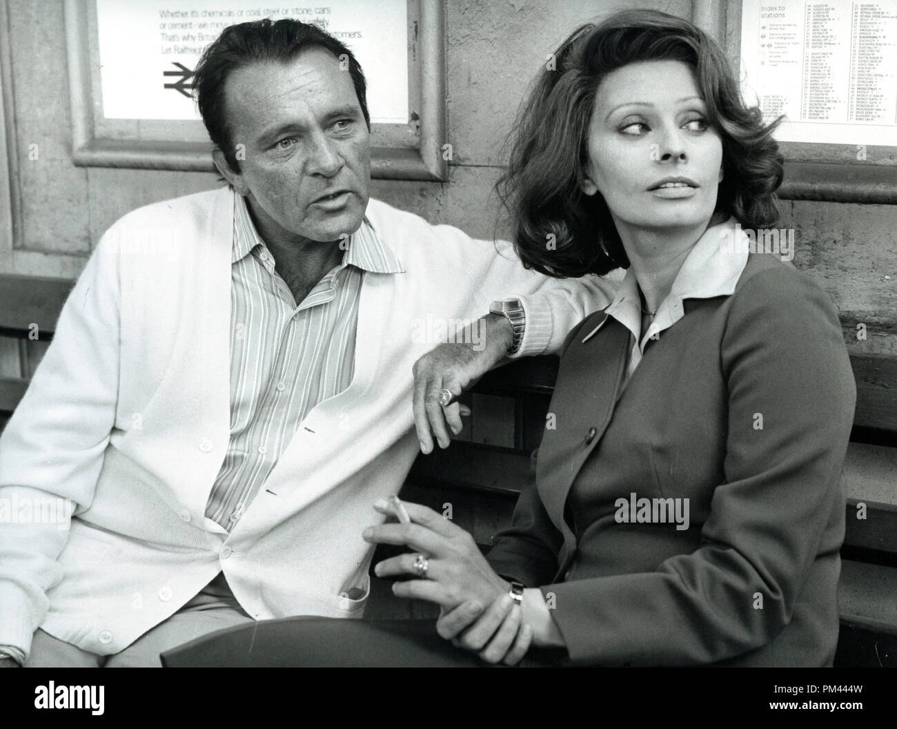 Sophia loren und richard burton -Fotos und -Bildmaterial in hoher ...