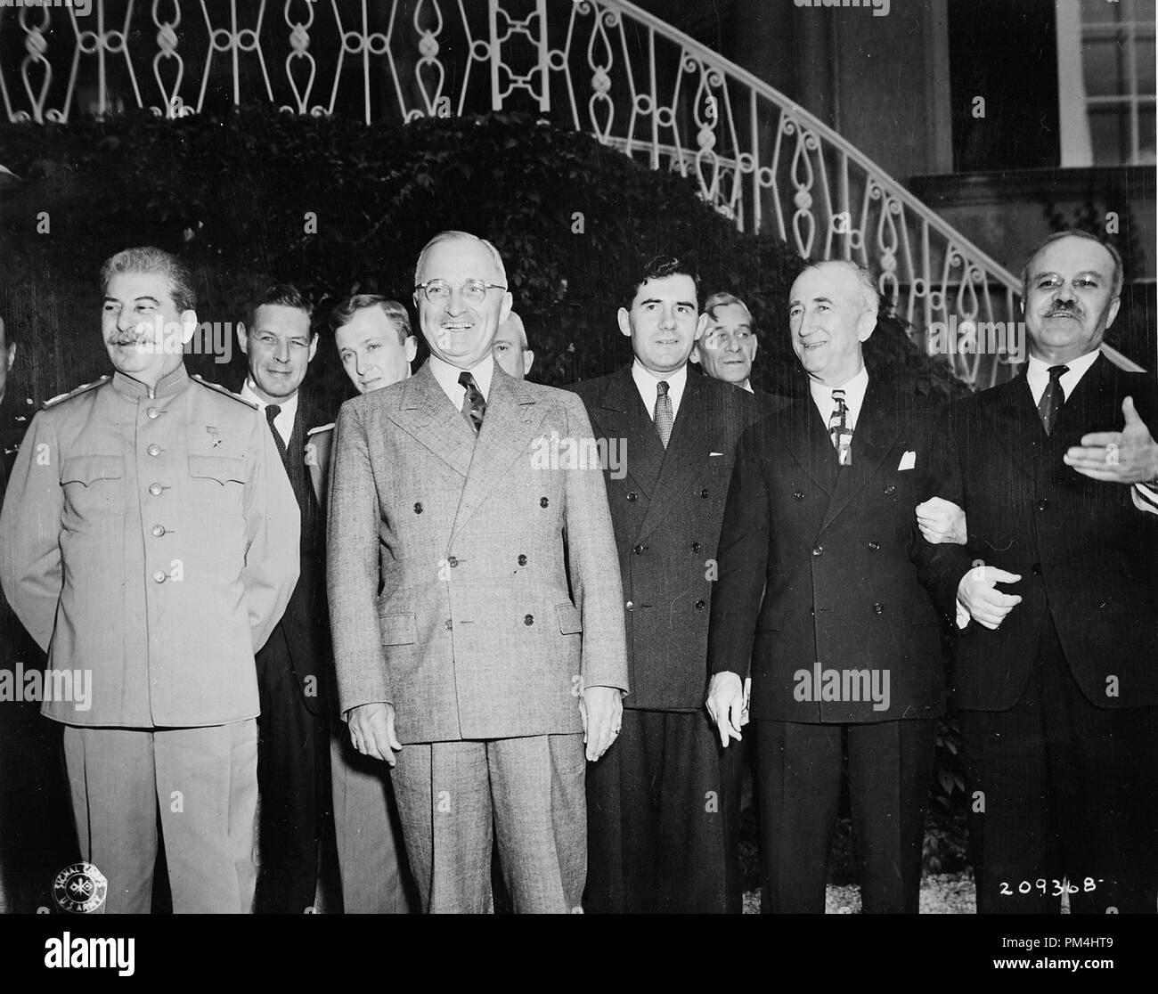 Truman And Stalin At Potsdam Stockfotos und -bilder Kaufen - Alamy