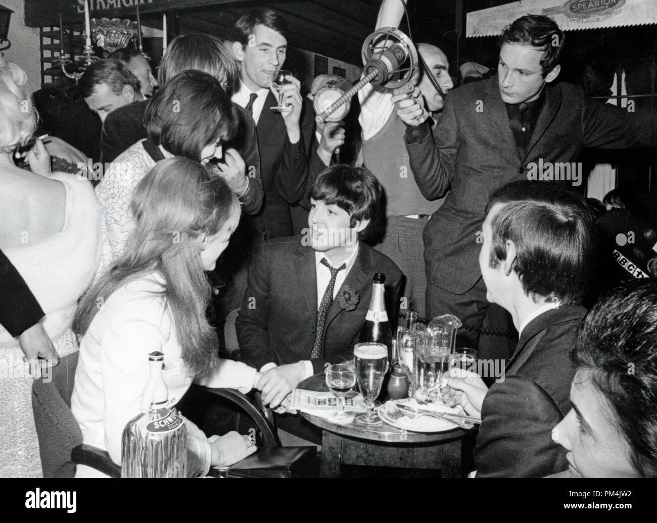 Paul mccartney alfie -Fotos und -Bildmaterial in hoher Auflösung – Alamy