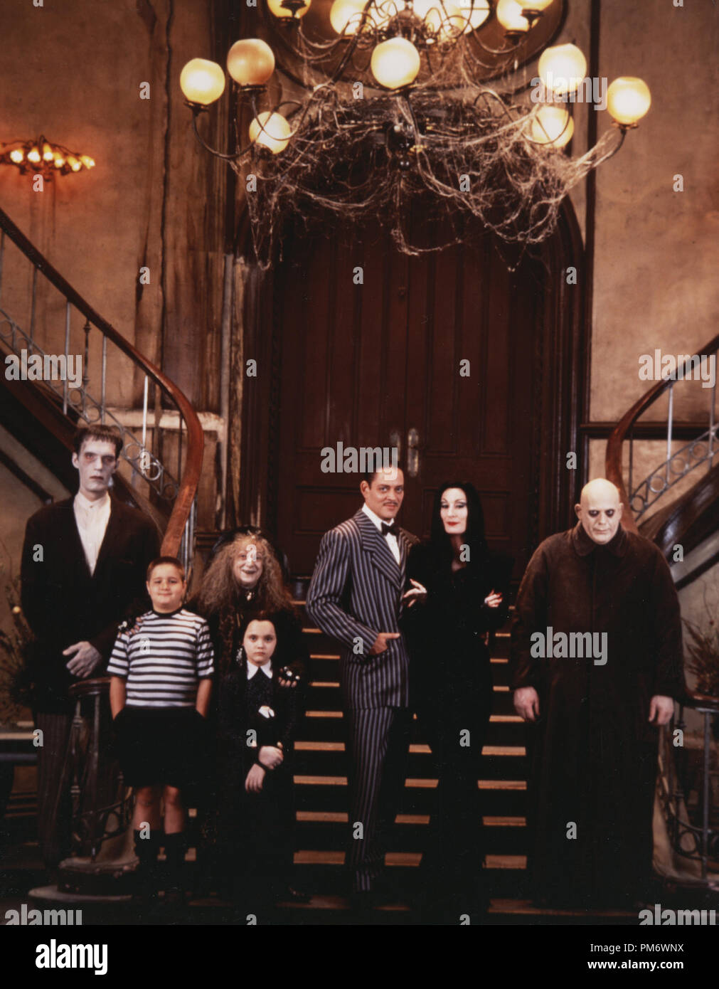 Szenenfoto aus "Die Addams Family" Carel Struycken, Jimmy Workman ...